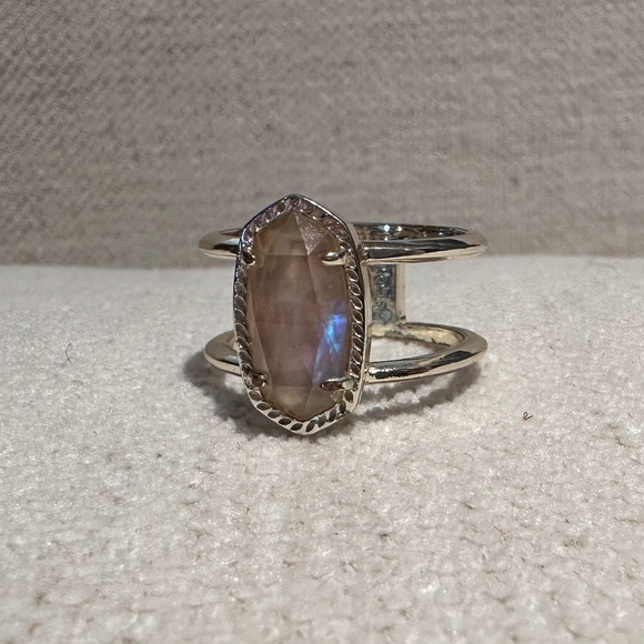 Kendra Scott | Jewelry | Kendra Scott Elyse Bsv Ring Light Purple 8 | Poshmark